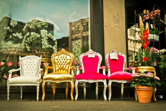 Kitsch: significato e storia dell'arte del banale (e del cattivo gusto)